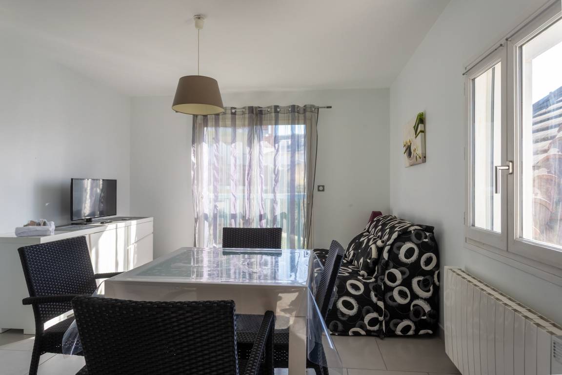 40 M² Appartement ∙ 1 Chambre ∙ 4 Personnes - Salies-de-Béarn