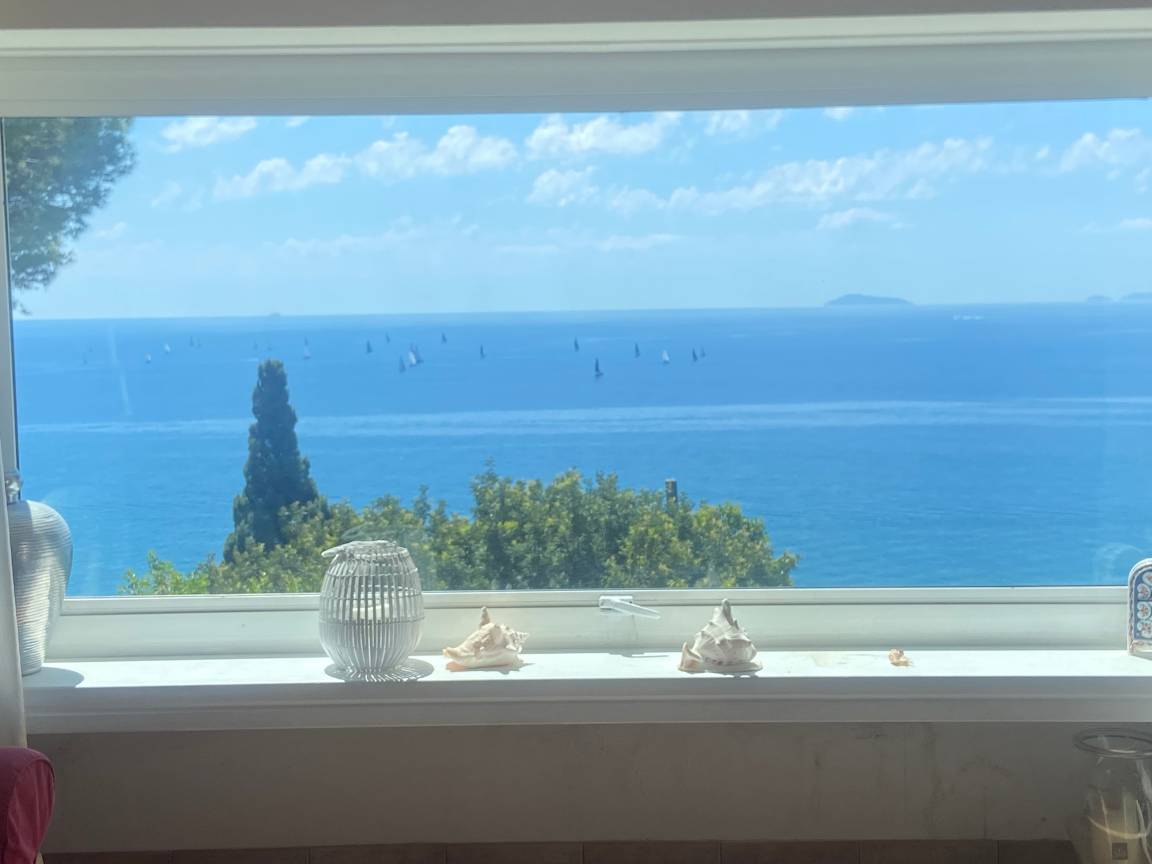 300 M² Villa ∙ 4 Chambres ∙ 8 Personnes - San Felice Circeo