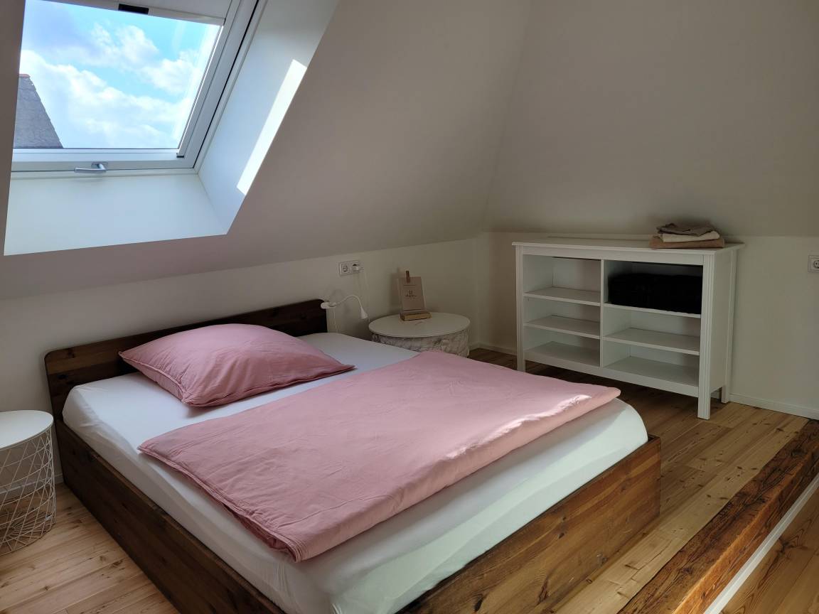 14 M² Hotel ∙ 1 Quarto ∙ 2 Hóspedes - Ingelheim am Rhein