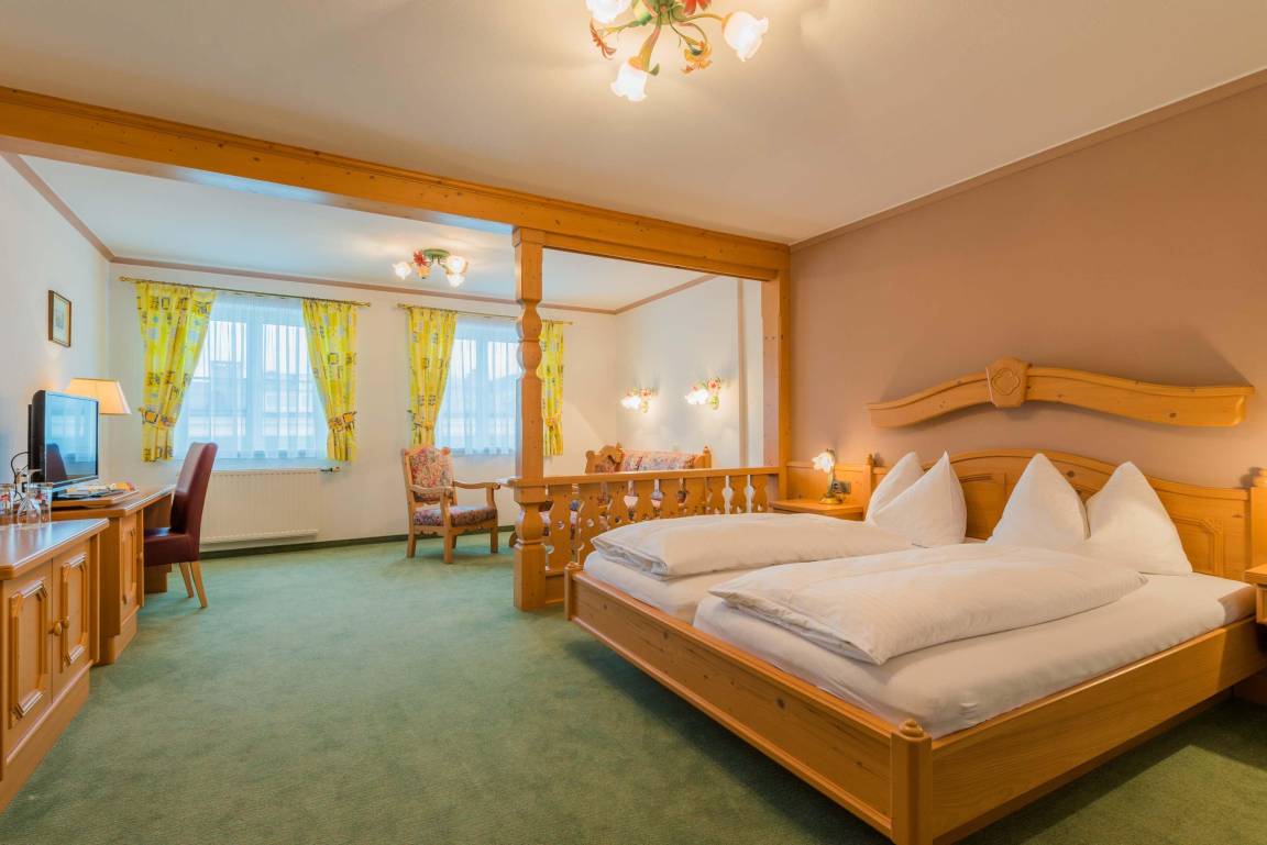 39 M² Hotelli ∙ 1 Makuuhuone ∙ 4 Vierasta - Untertauern