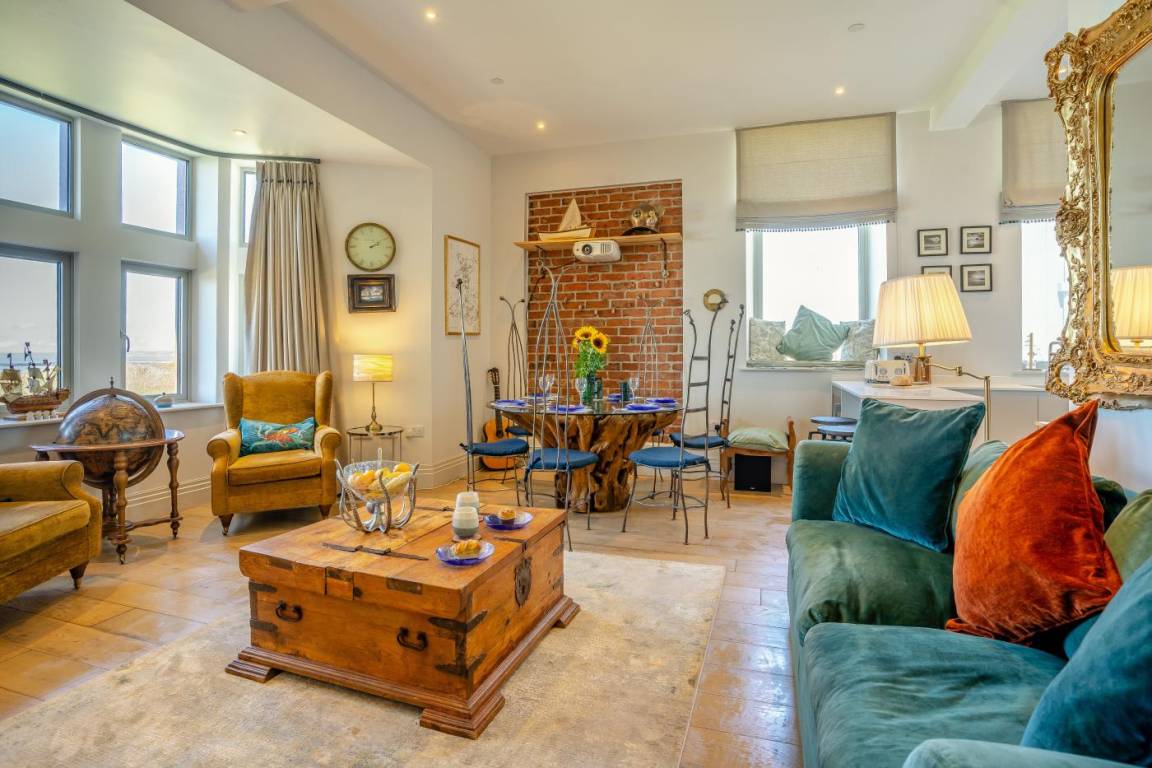 Apartment ∙ 2 Bedrooms ∙ 4 Guests - Porthcawl