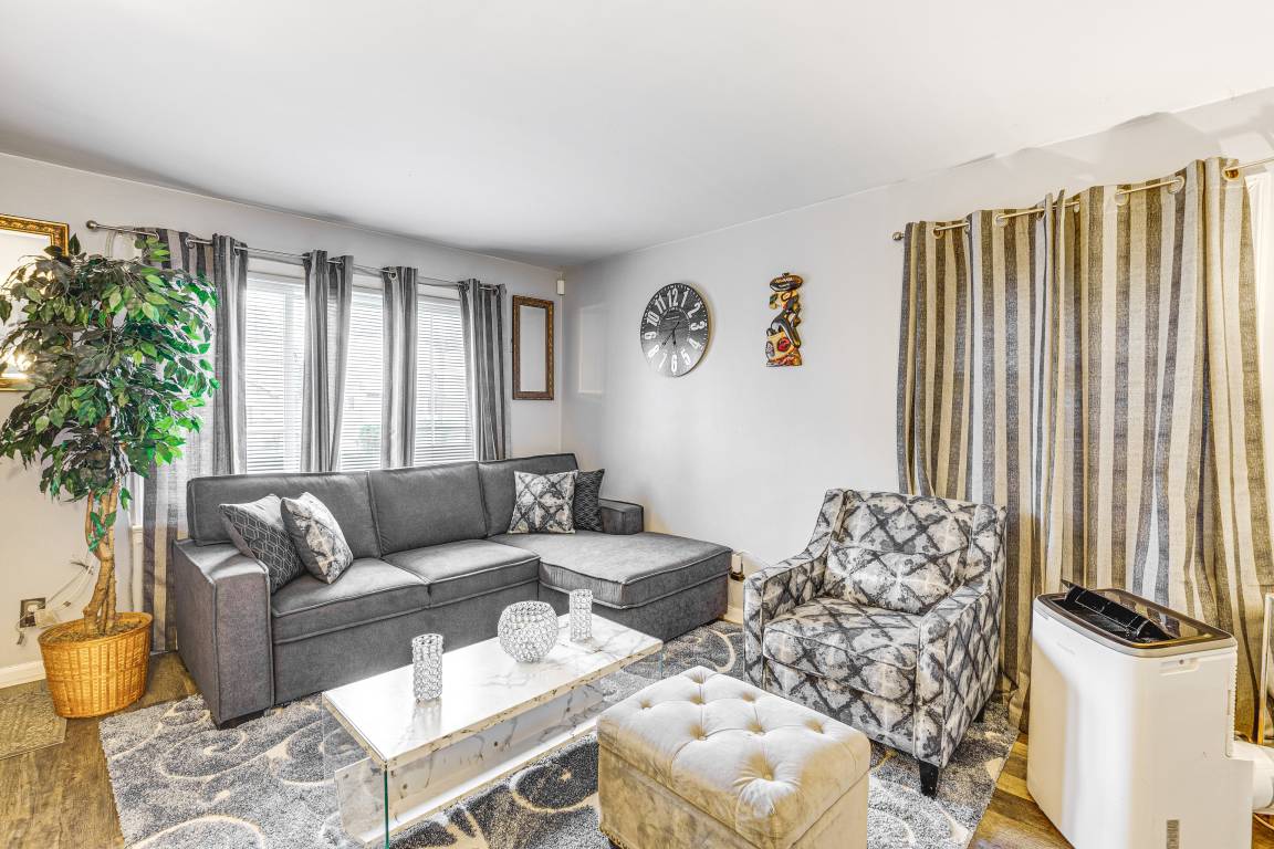 88 M² House ∙ 2 Bedrooms ∙ 6 Guests - New York City