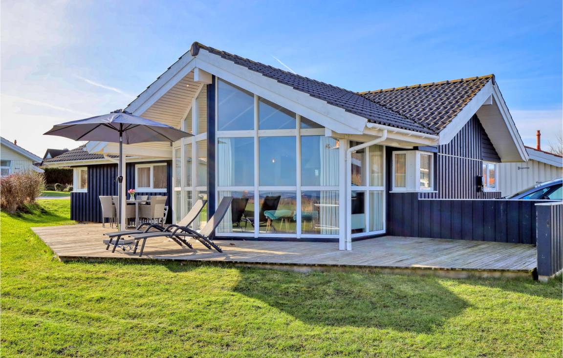 100 M² Ferienhaus ∙ 3 Schlafzimmer ∙ 6 Gäste - Ostsee