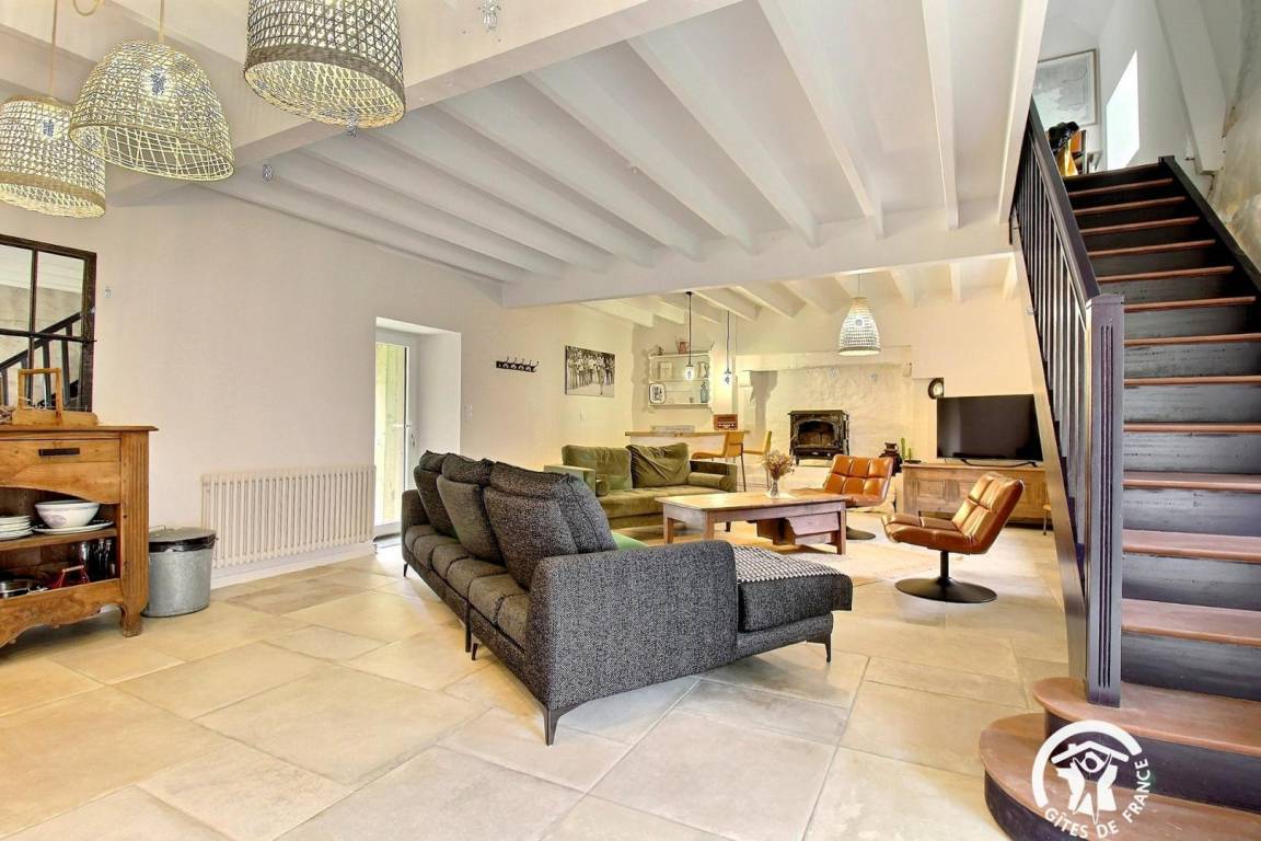 220 M² Gîte ∙ 8 Chambres ∙ 14 Personnes - Baud