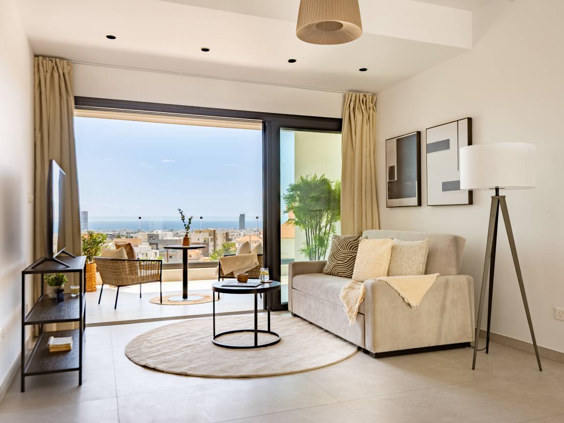 77 M² Apartment ∙ 3 Bedrooms ∙ 6 Guests - Limasol
