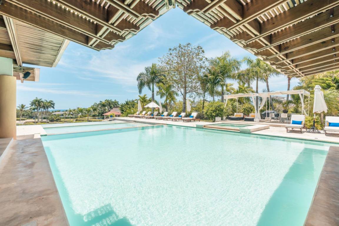 500 M² Villa ∙ 11 Chambres ∙ 25 Personnes - La Romana