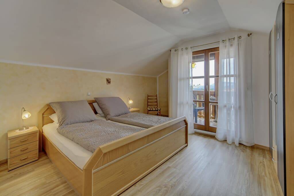 40 M² Ferienwohnung ∙ 2 Schlafzimmer ∙ 3 Gäste - Wegscheid