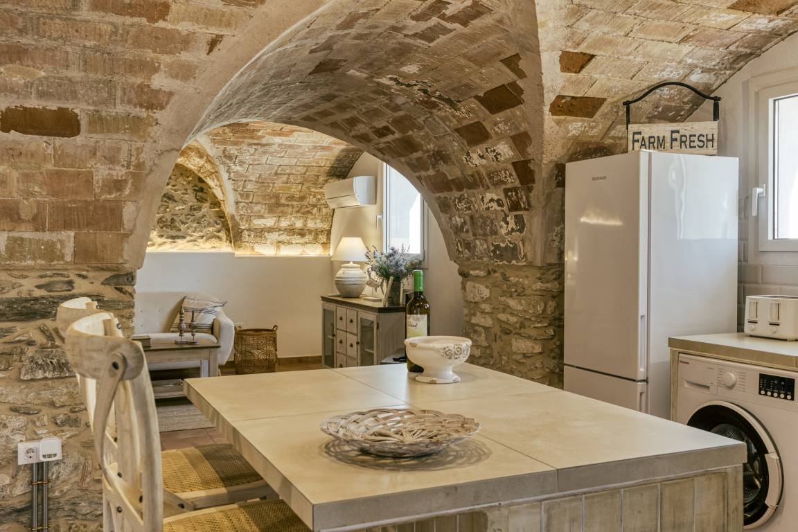 100 M² Ferienhaus ∙ 2 Schlafzimmer ∙ 4 Gäste - Portbou