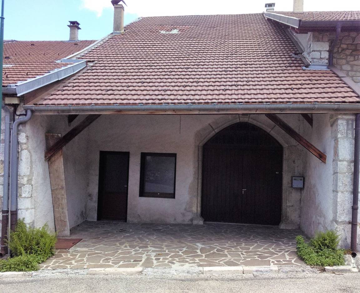 200 M² Gîte ∙ 4 Chambres ∙ 10 Personnes - Rhône-Alpes