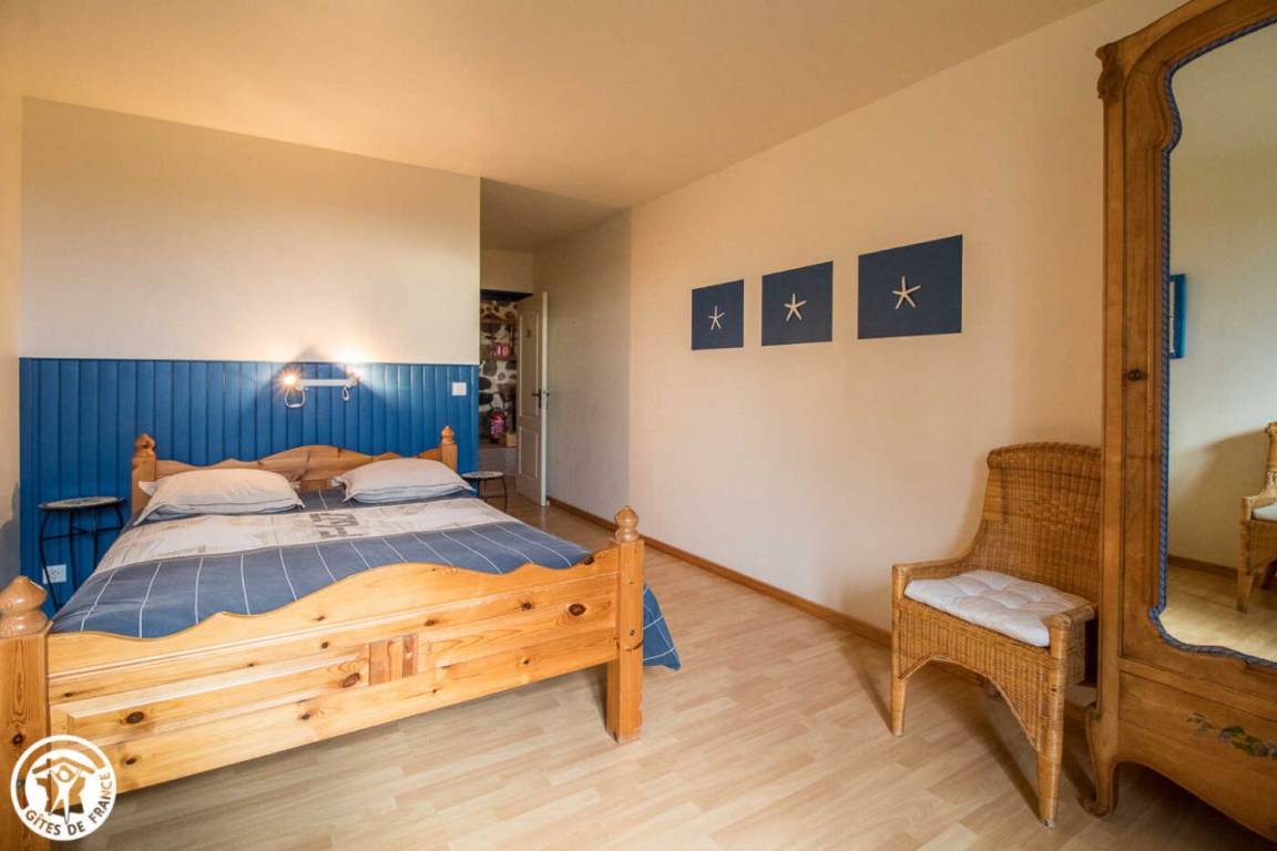 20 M² Bed & Breakfast ∙ 1 Slaapkamer ∙ 2 Gasten - Auvergne