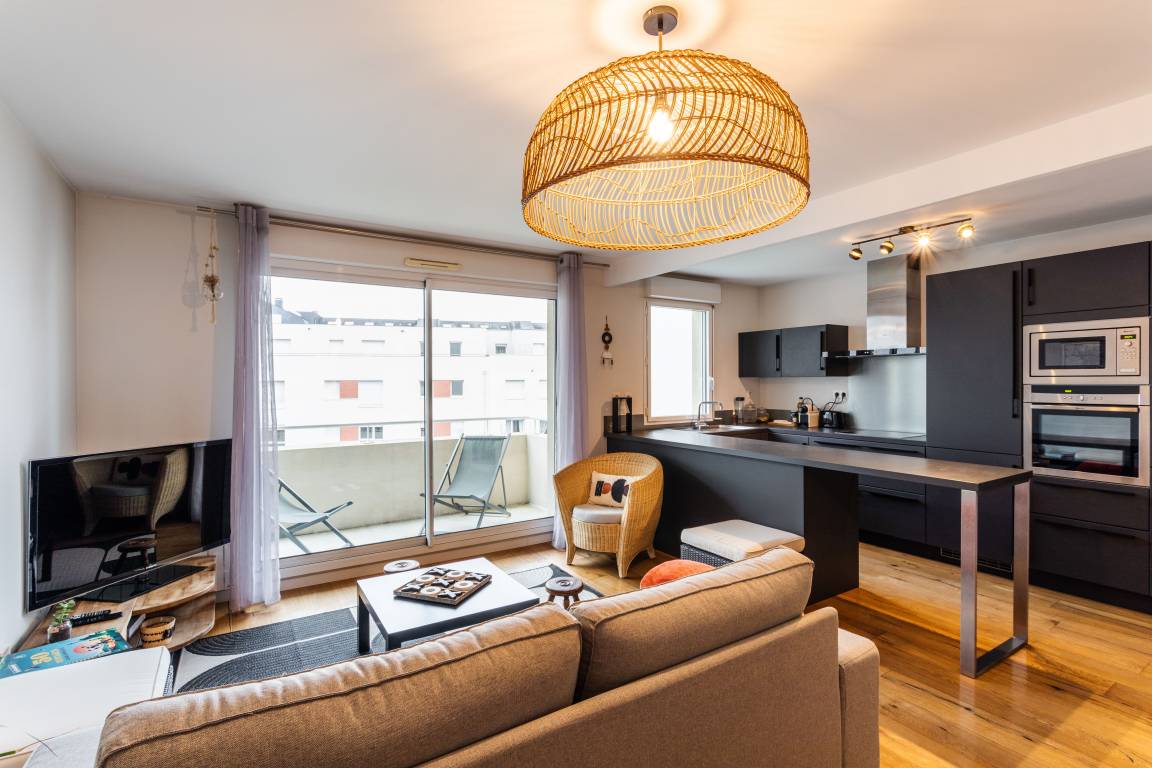 66 M² Apartamento ∙ 2 Habitaciones ∙ 4 Huéspedes - Rennes