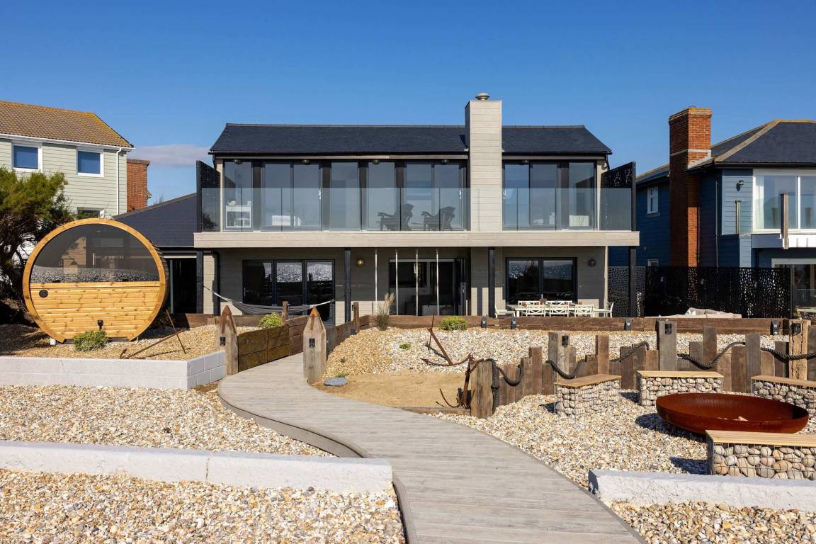 House ∙ 4 Bedrooms ∙ 9 Guests - Havant