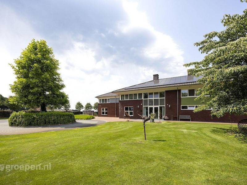 Huis ∙ 8 Slaapkamers ∙ 18 Gasten - Venray