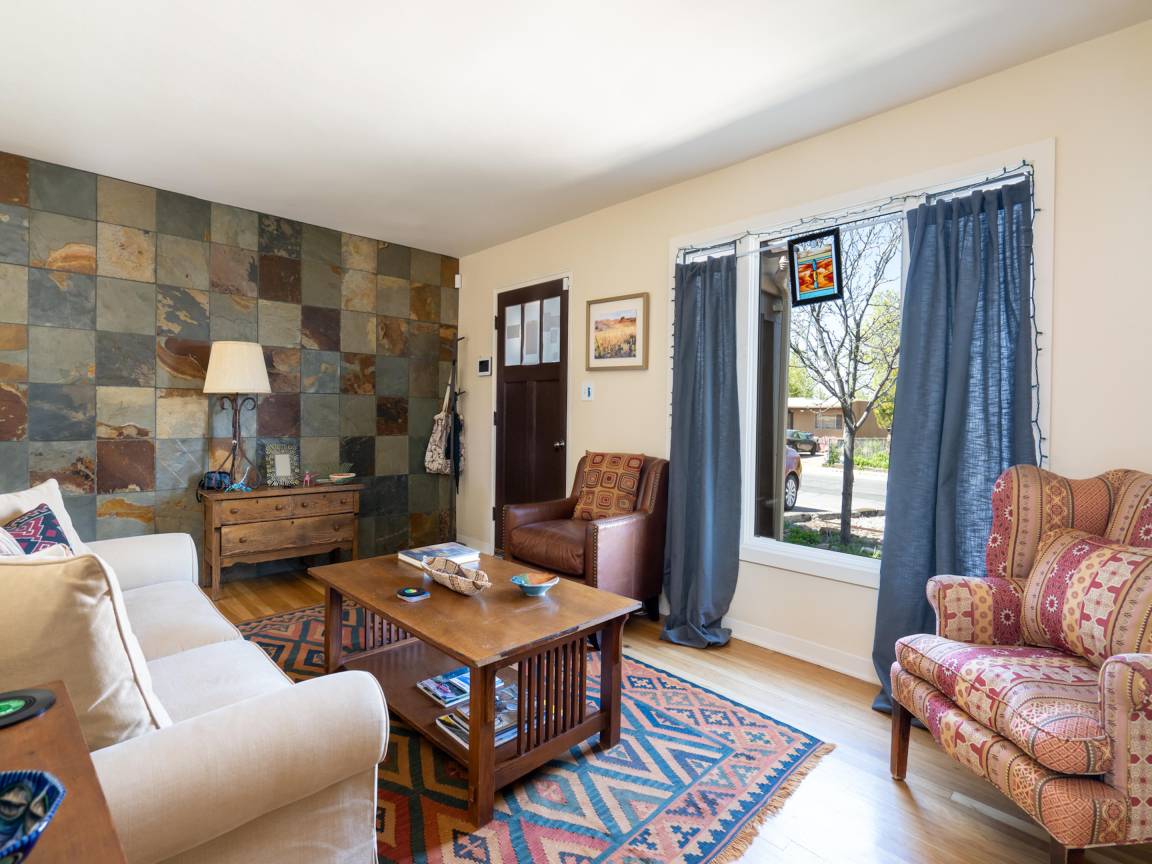 101 M² House ∙ 2 Bedrooms ∙ 4 Guests - Santa Fe, NM