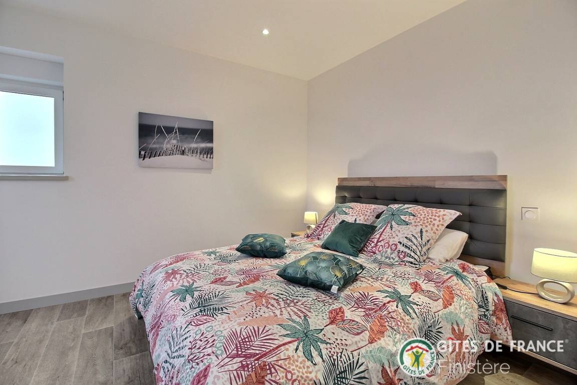 98 M² Gîte ∙ 2 Chambres ∙ 4 Personnes - Saint-Pol-de-Léon