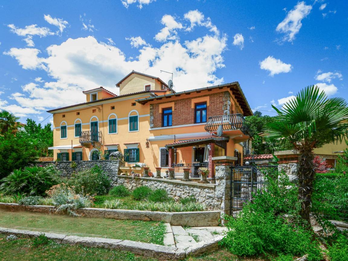 74 M² Apartment ∙ 2 Bedrooms ∙ 5 Guests - Lovran