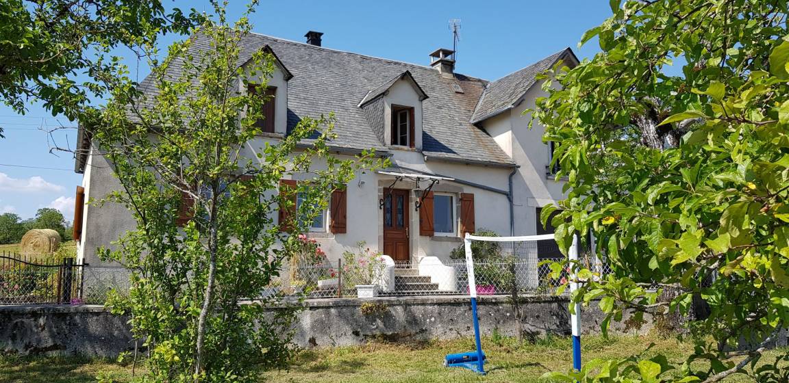 110 M² Gîte ∙ 4 Chambres ∙ 7 Personnes - Limousin