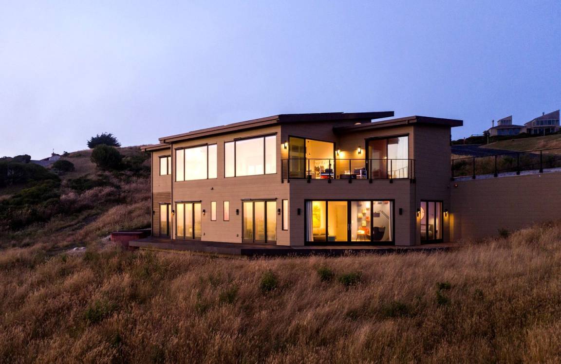 Villa ∙ 5 Bedrooms ∙ 10 Guests - Dillon Beach, CA