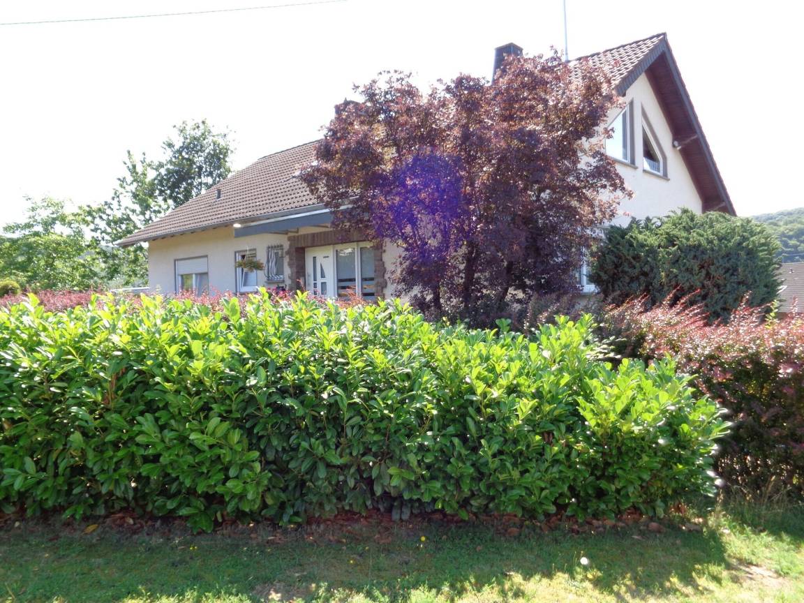 70 M² Appartement ∙ 1 Slaapkamer ∙ 4 Gasten - Adenau