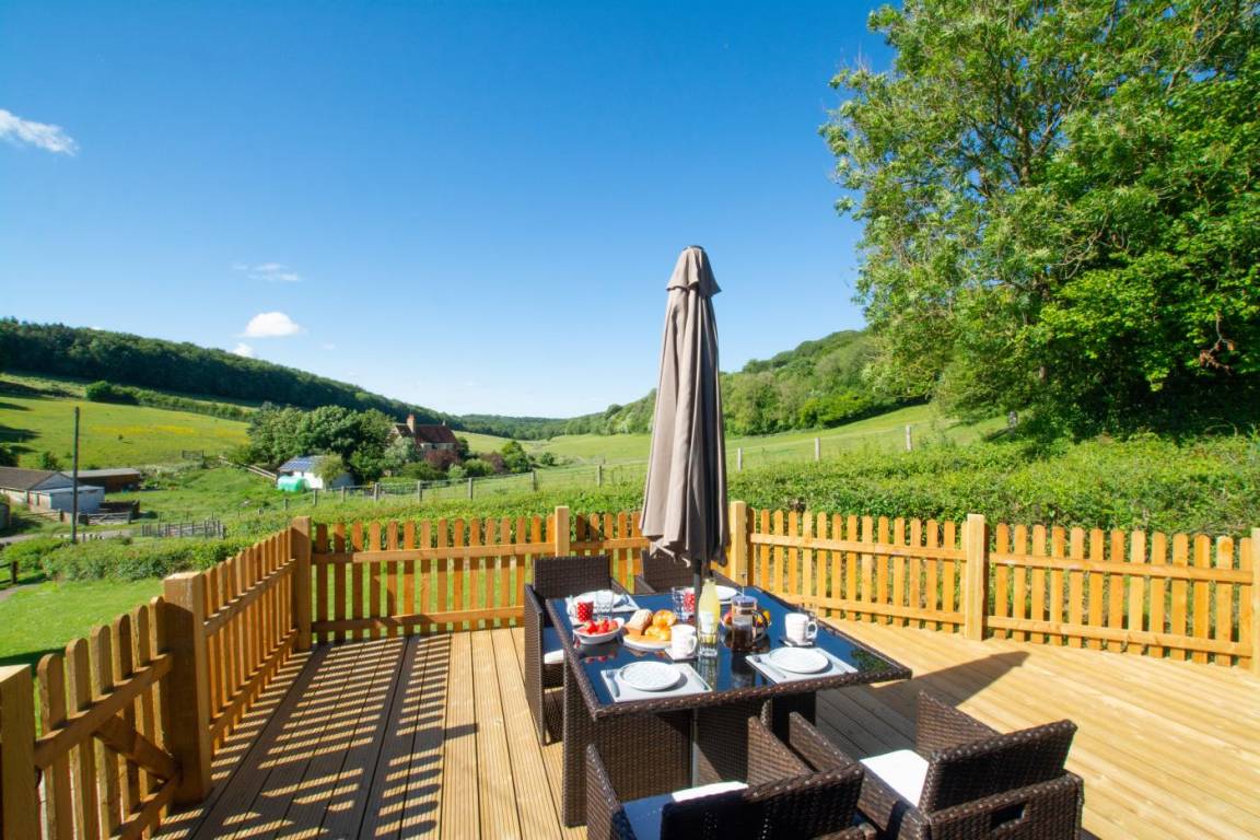 Cottage ∙ 2 Bedrooms ∙ 4 Guests - Kent