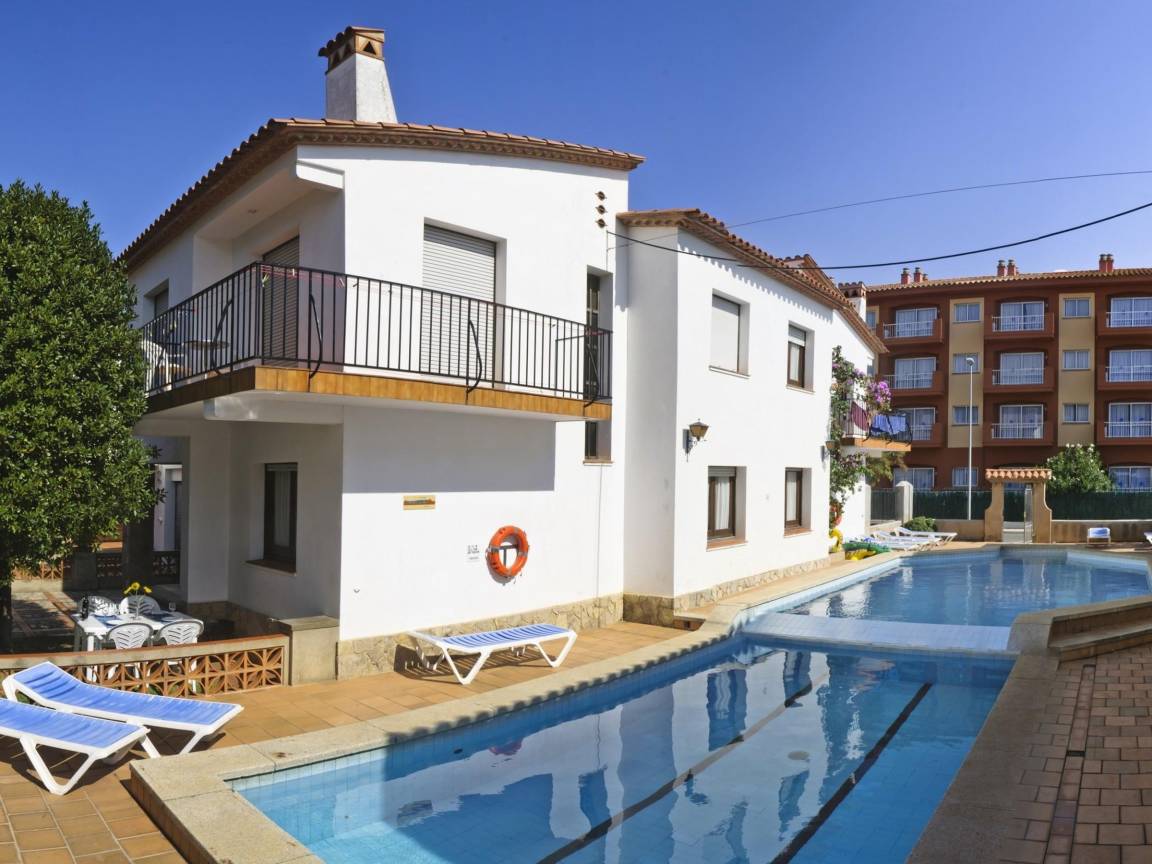120 M² Appartement ∙ 4 Chambres ∙ 8 Personnes - Torroella de Montgrí