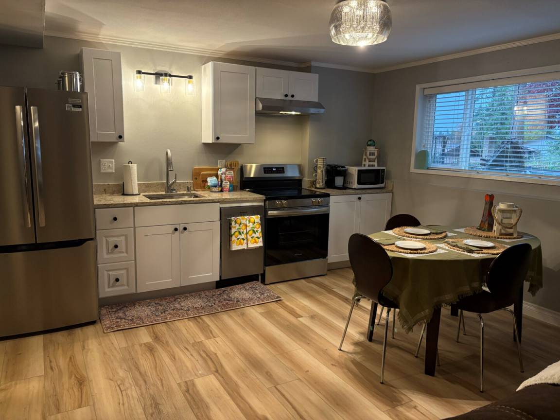 84 M² Apartment ∙ 2 Bedrooms ∙ 2 Guests - Happy Valley, OR