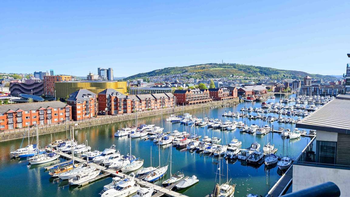 53 M² Apartment ∙ 1 Bedroom ∙ 2 Guests - The Mumbles