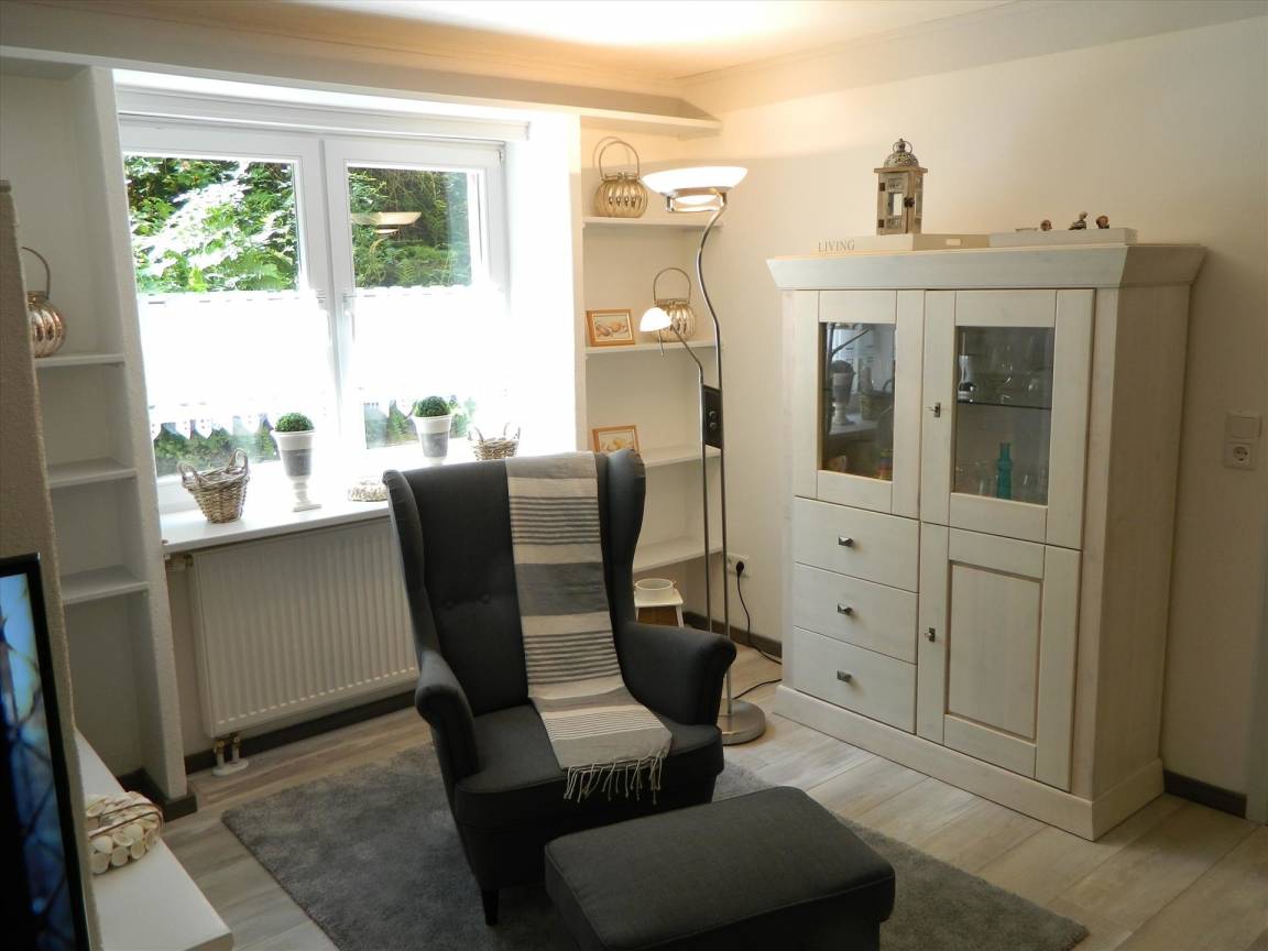 68 M² Ferienwohnung ∙ 1 Schlafzimmer ∙ 2 Gäste - Bad Sassendorf