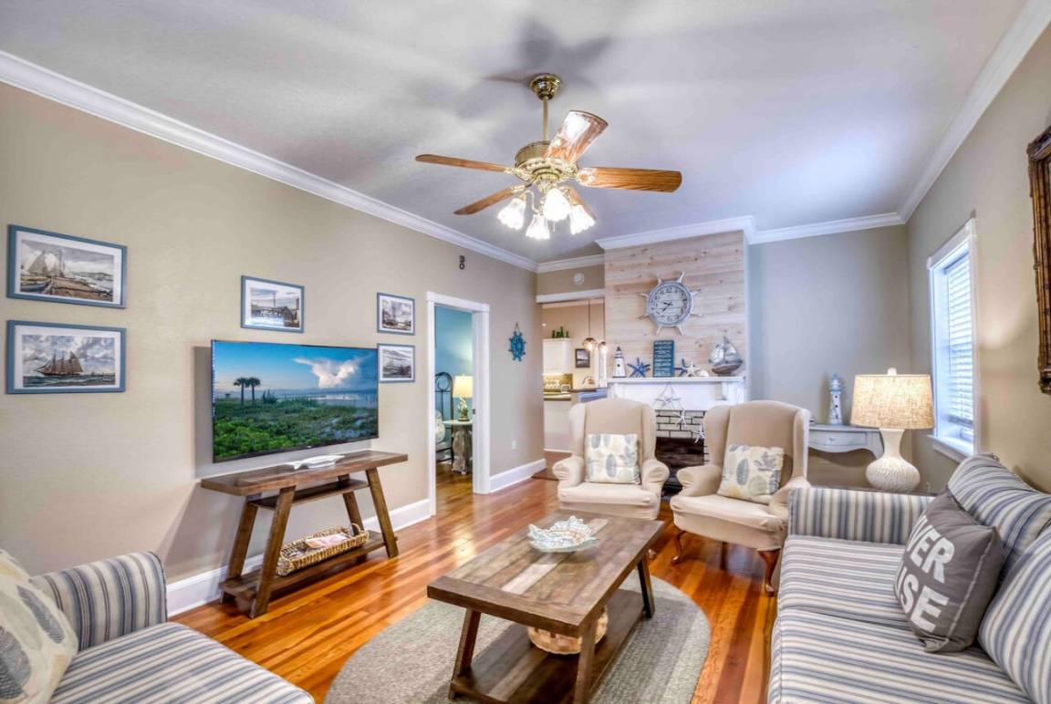 199 M² House ∙ 5 Bedrooms ∙ 10 Guests - Bradenton, FL