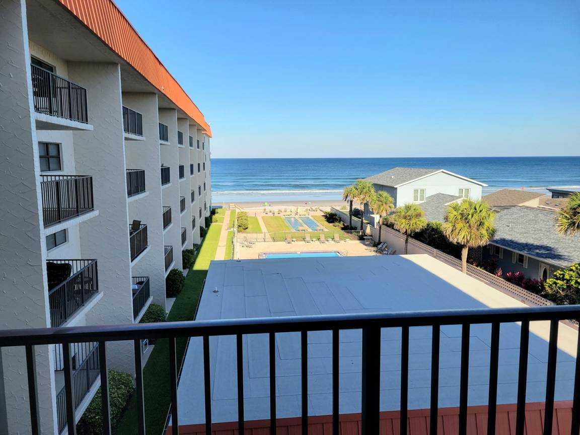 Condo ∙ 1 Bedroom ∙ 4 Guests - New Smyrna Beach, FL