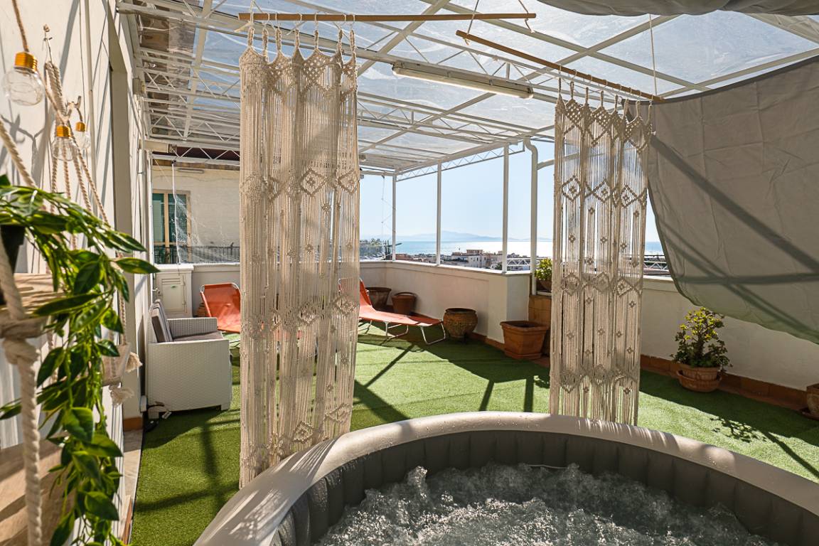 290 M² Condo ∙ 3 Bedrooms ∙ 9 Guests - Salerno