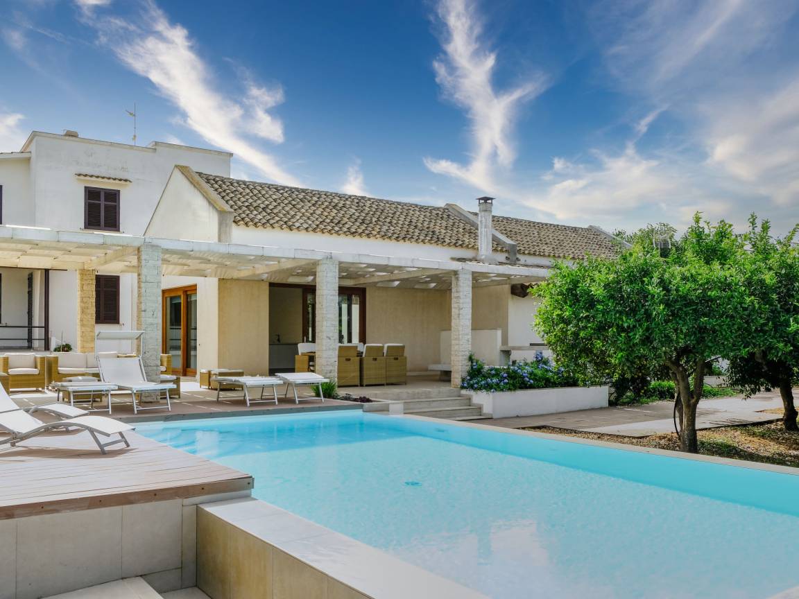 250 M² Huis ∙ 5 Slaapkamers ∙ 11 Gasten - Marsala