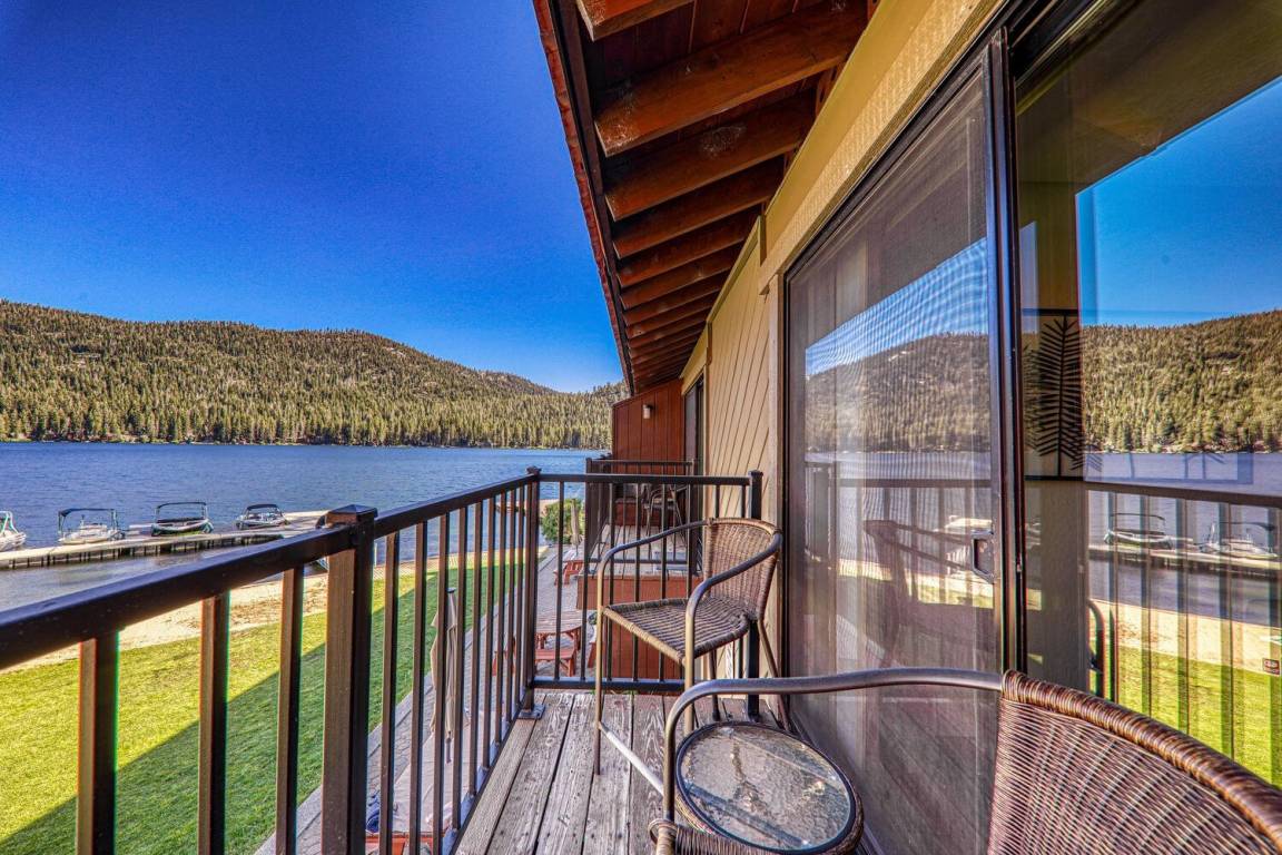 Condo ∙ 1 Bedroom ∙ 4 Guests - Truckee, CA