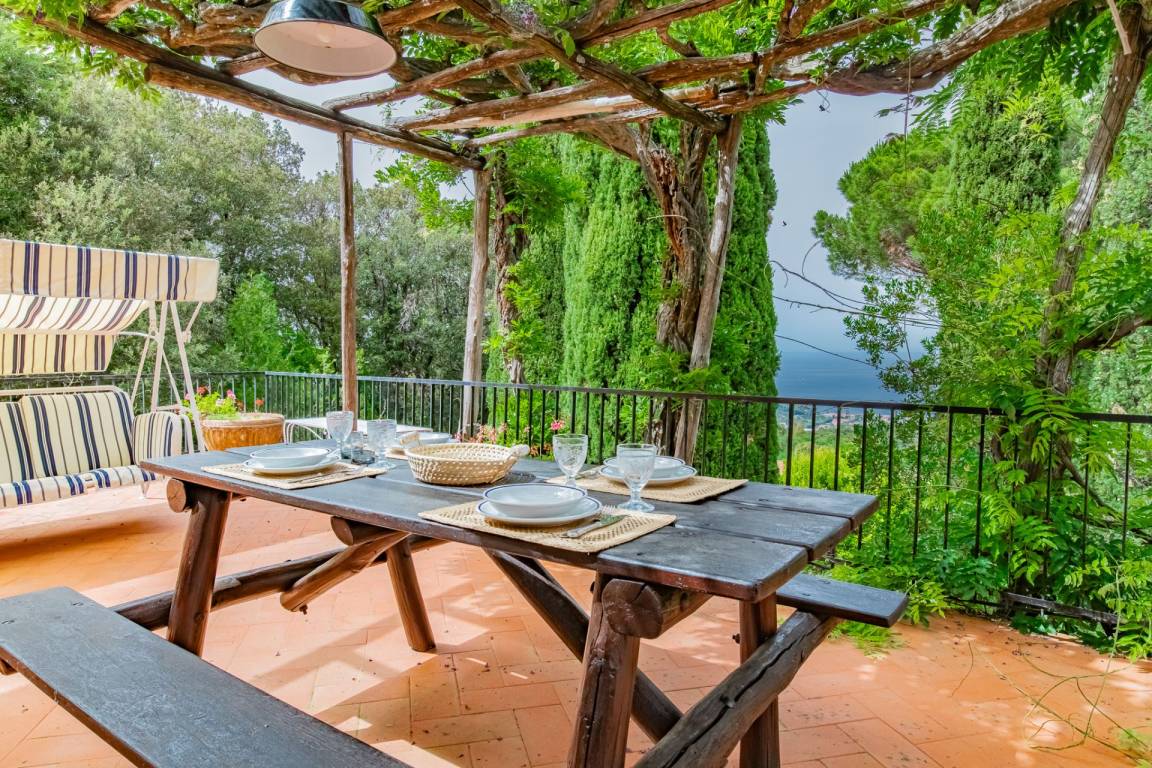 90 M² Ferienhaus ∙ 2 Schlafzimmer ∙ 4 Gäste - Marciana Marina