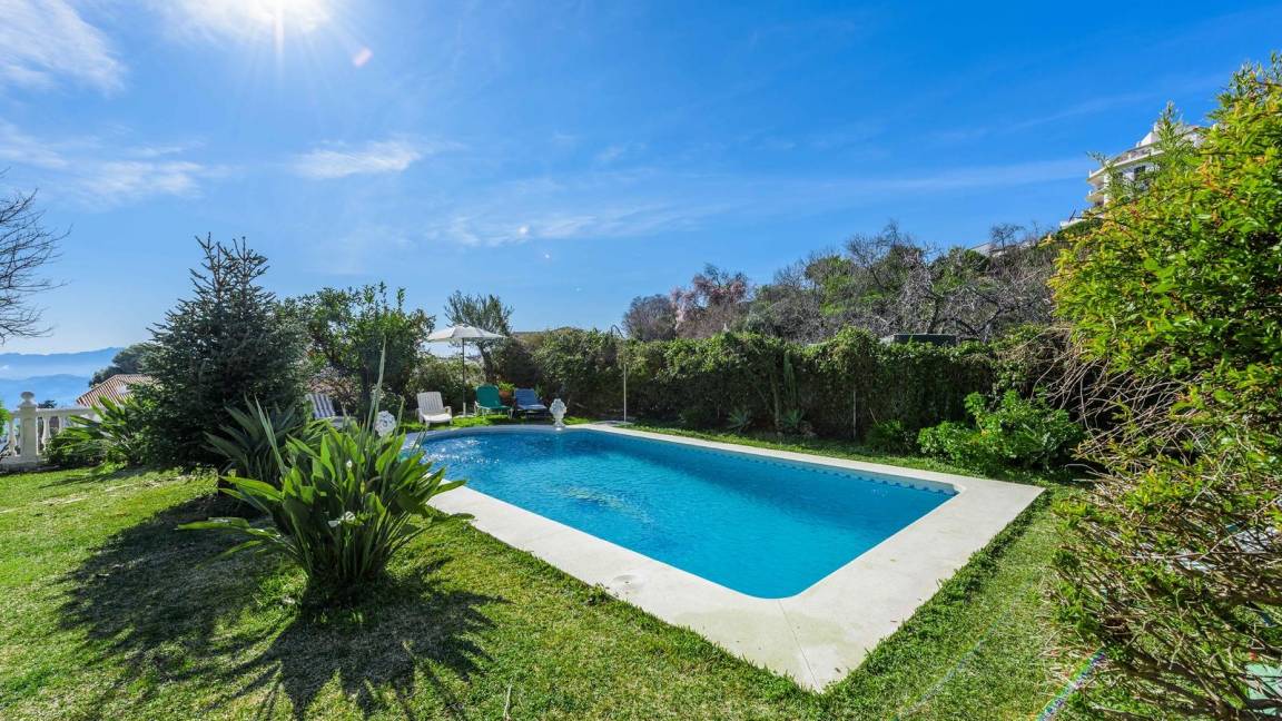 120 M² Huis ∙ 4 Slaapkamers ∙ 10 Gasten - Casarabonela