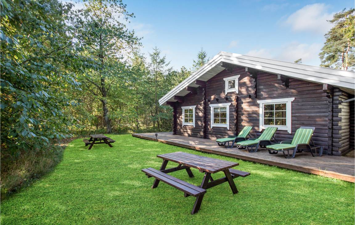 110 M² Ferienhaus ∙ 3 Schlafzimmer ∙ 8 Gäste - Bornholm