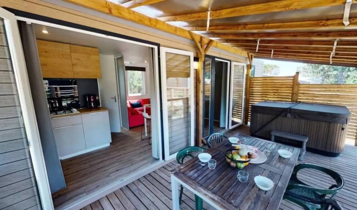 32 M² Mobil-home ∙ 1 Chambre ∙ 4 Personnes - Lourmarin