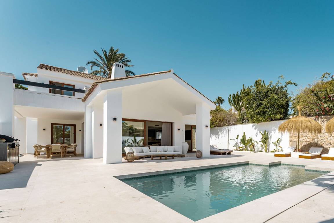 250 M² Villa ∙ 5 Schlafzimmer ∙ 12 Gäste - Marbella