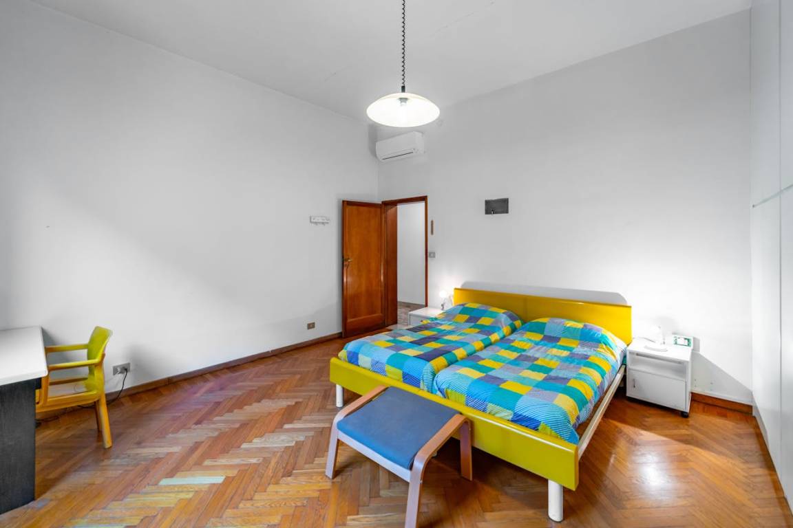85 M² Apartamento ∙ 2 Habitaciones ∙ 3 Huéspedes - Bolonia