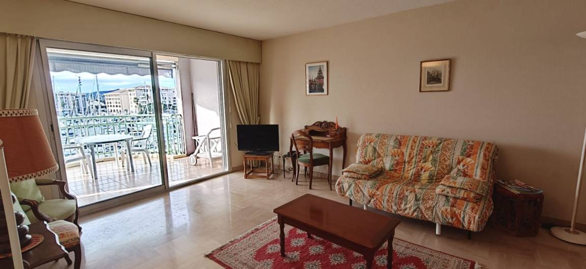 75 M² Apartment ∙ 2 Bedrooms ∙ 6 Guests - Fréjus