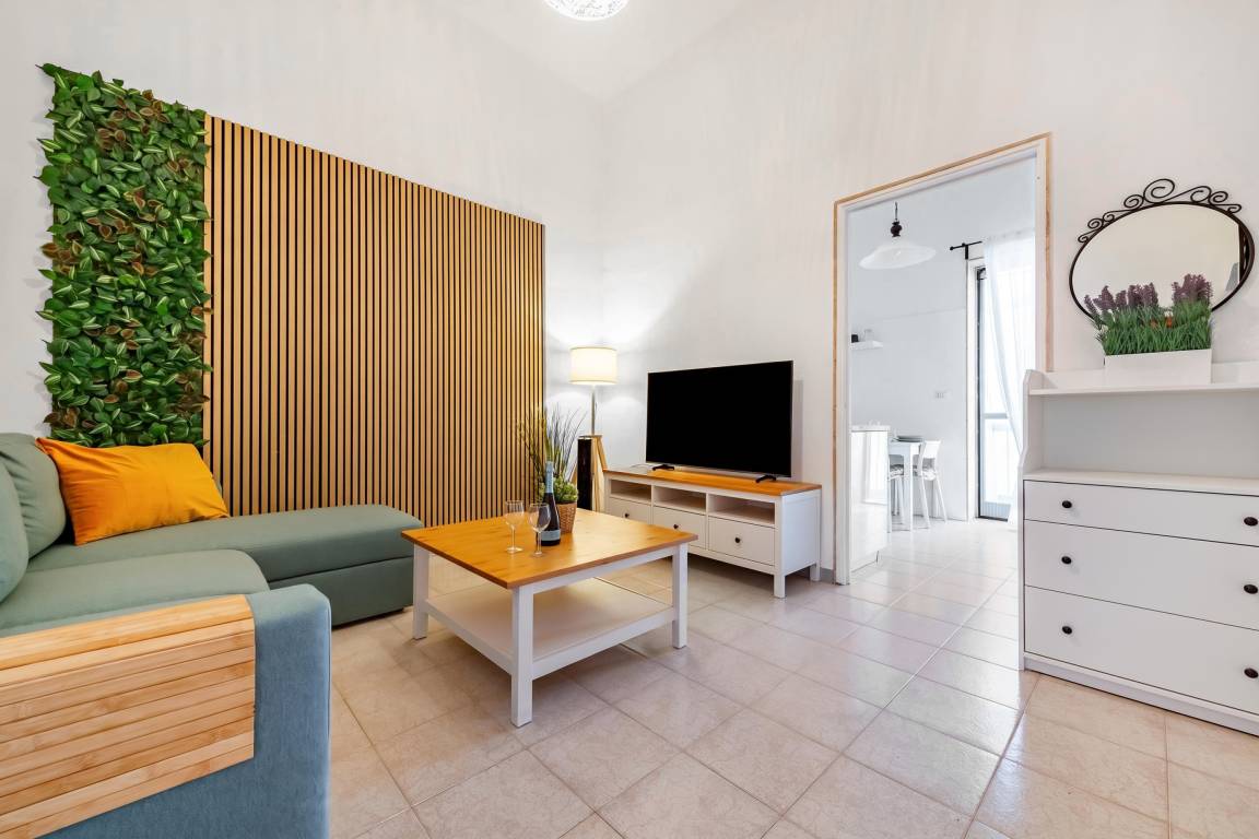 70 M² Apartment ∙ 2 Bedrooms ∙ 6 Guests - Bari