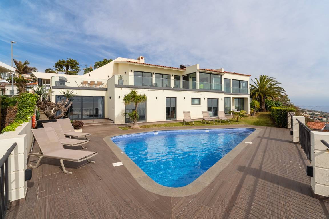 300 M² Huis ∙ 4 Slaapkamers ∙ 8 Gasten - Madeira
