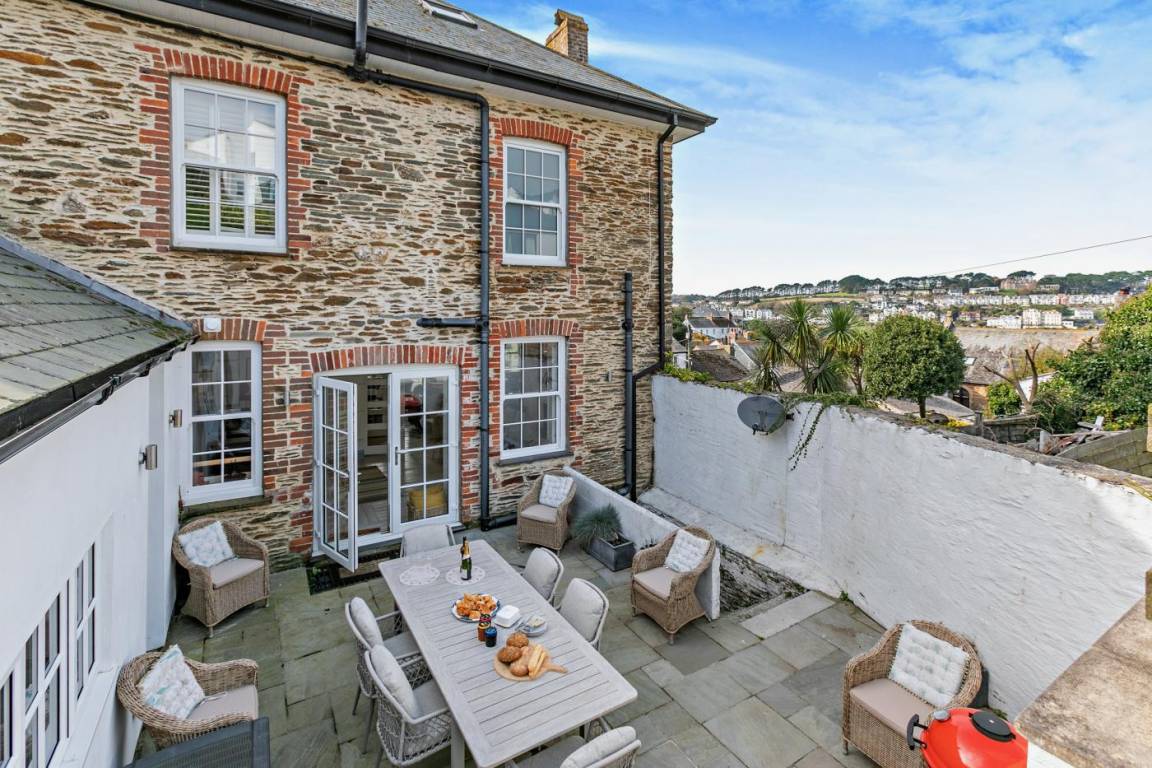 Cottage ∙ 5 Bedrooms ∙ 10 Guests - Fowey