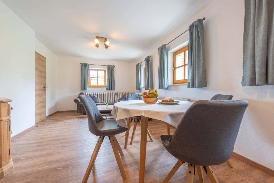 75 M² Ferienwohnung ∙ 2 Schlafzimmer ∙ 2 Gäste - Breitenberg