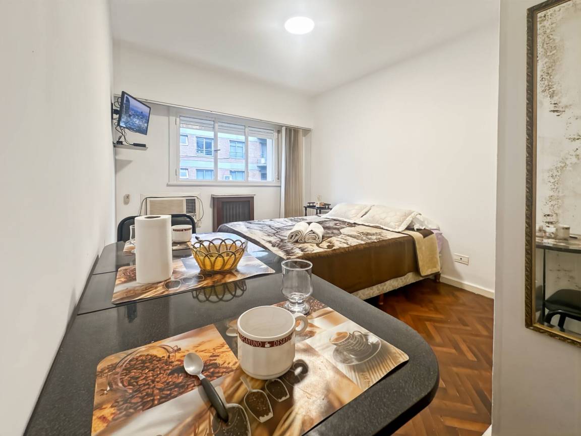 25 M² Apartamento ∙ 1 Habitación ∙ 2 Huéspedes -