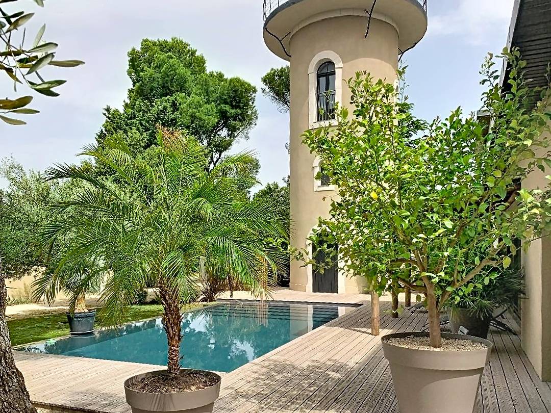 200 M² Villa ∙ 4 Bedrooms ∙ 8 Guests - Villeneuve-lès-Avignon