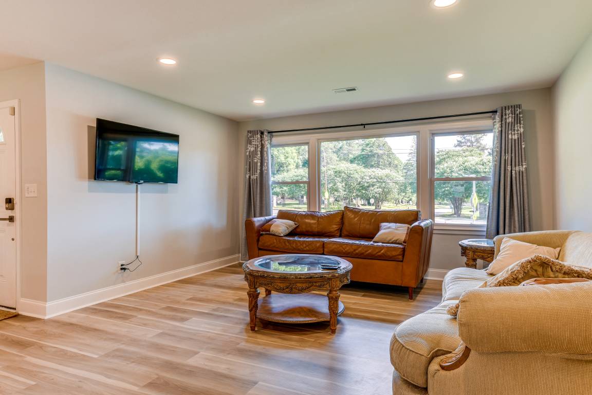 164 M² Casa ∙ 3 Habitaciones ∙ 8 Huéspedes - Charlotte, NC