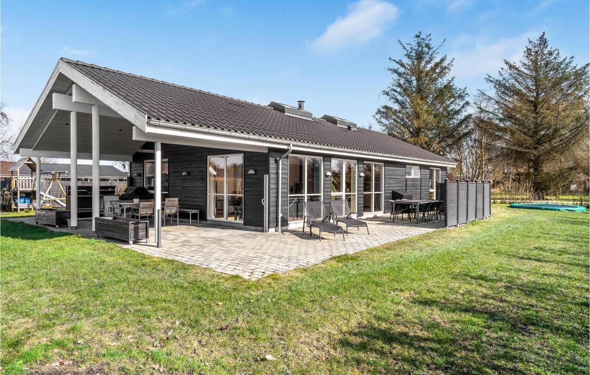 120 M² Huis ∙ 4 Slaapkamers ∙ 8 Gasten - Juelsminde