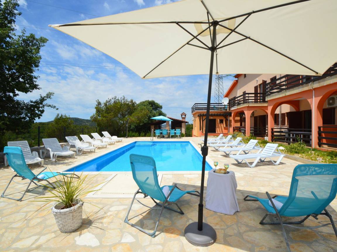 46 M² Apartment ∙ 1 Bedroom ∙ 4 Guests - Skradin