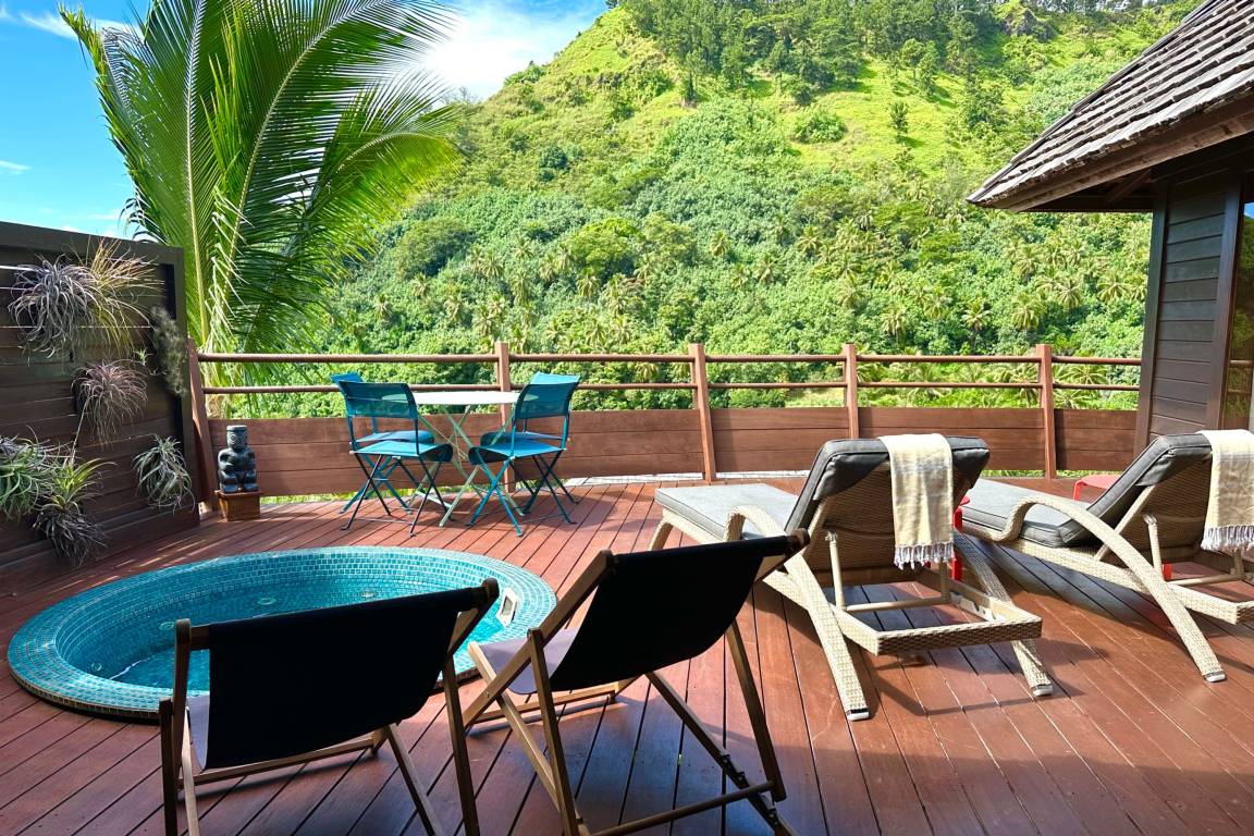 120 M² Apartment ∙ 2 Bedrooms ∙ 4 Guests - French Polynesia